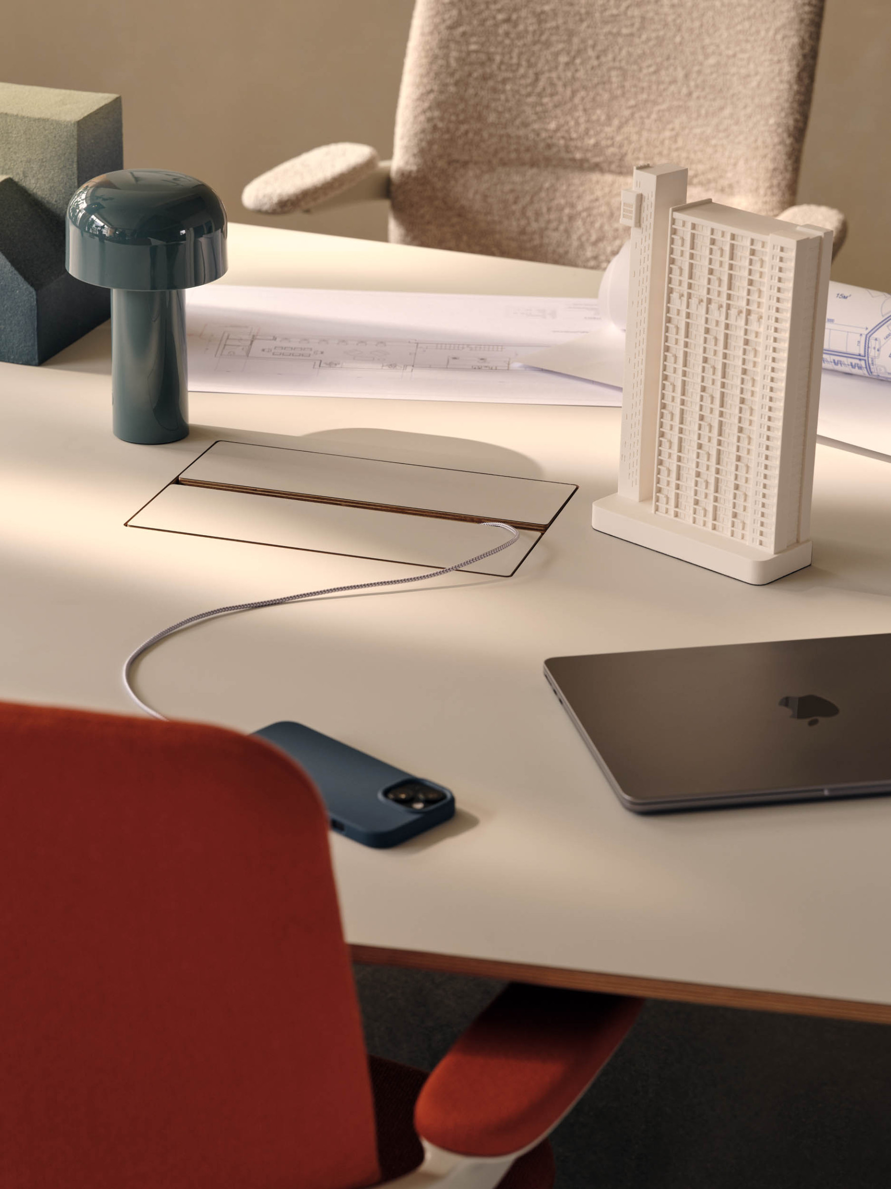 Balance Lite Chair by Jonathan Prestwich | Modus Furniture