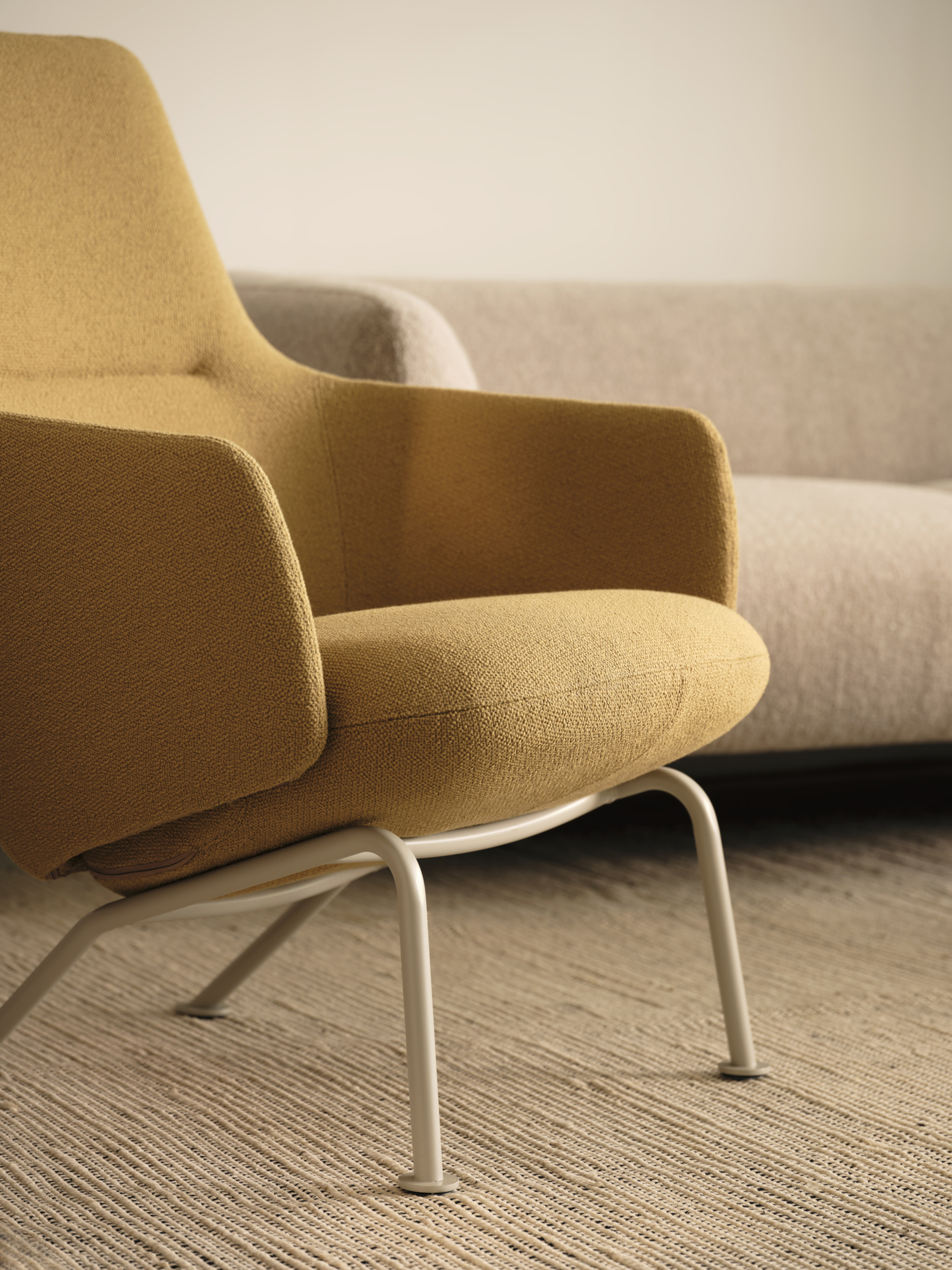 Balance Lounge by Jonathan Prestwich | Modus Furniture