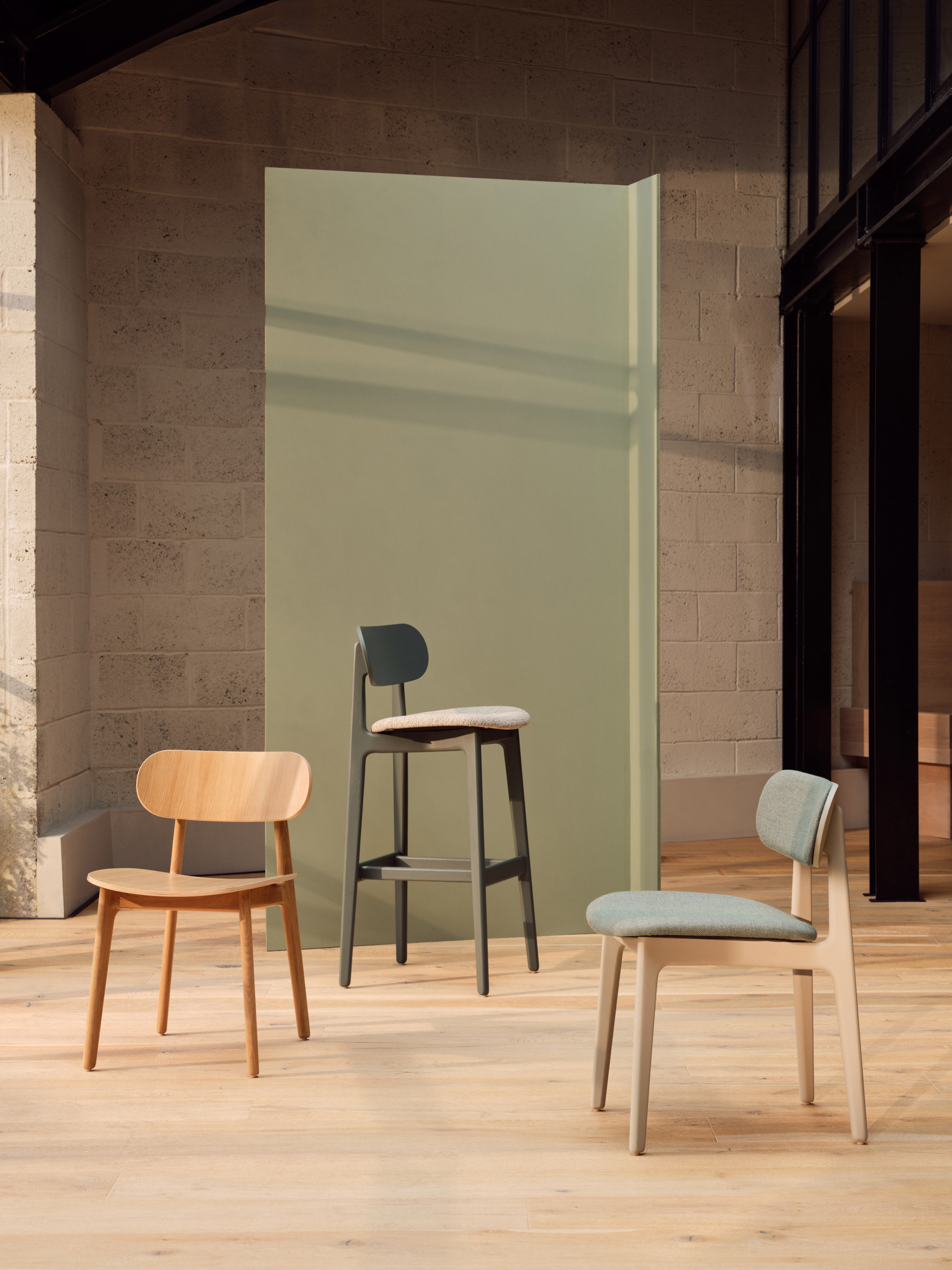 PLC Chair by Pearson Lloyd | Modus Furniture