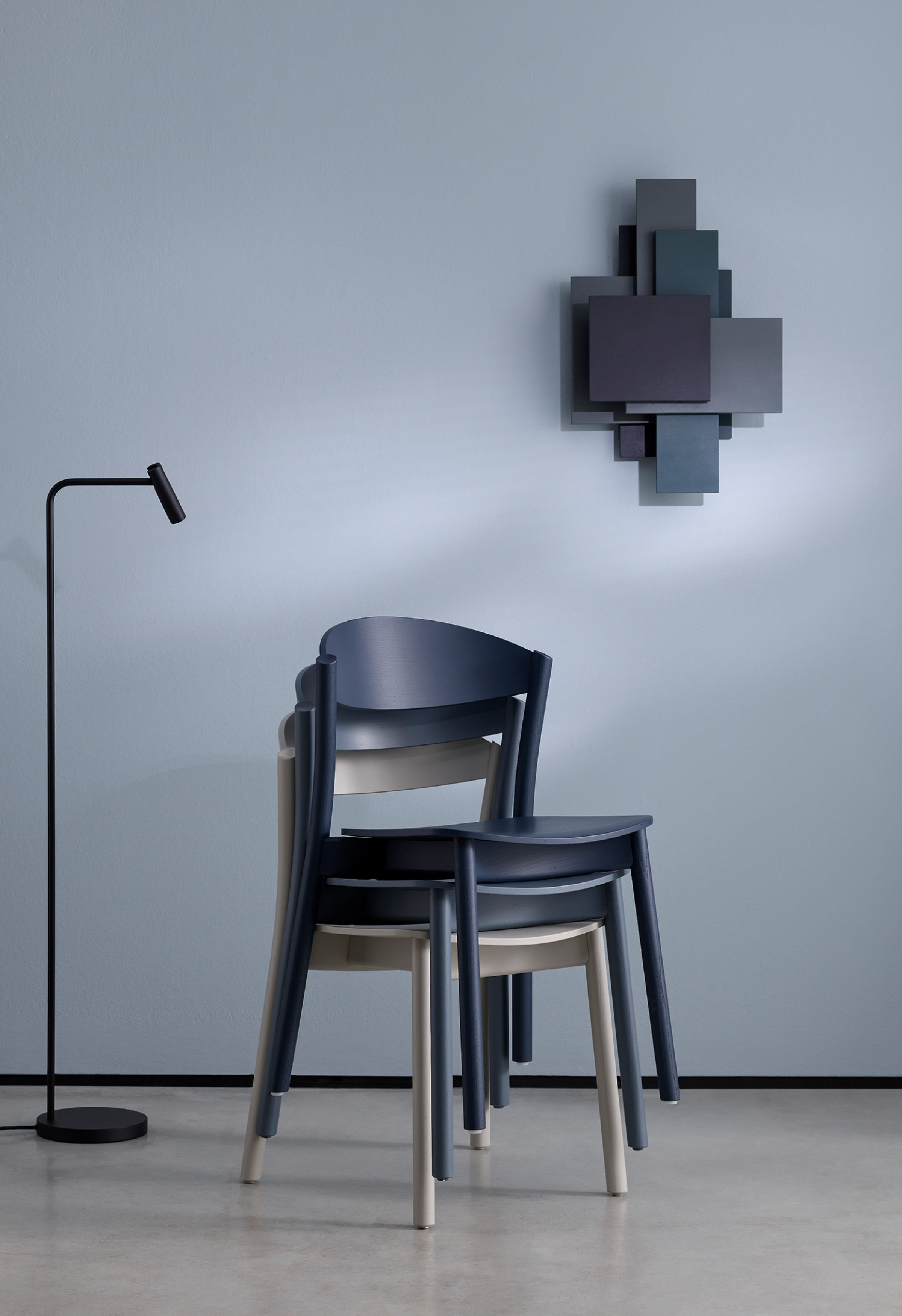 March Lite Chair by Sir Kenneth Grange & SmithMatthias | Modus Furniture
